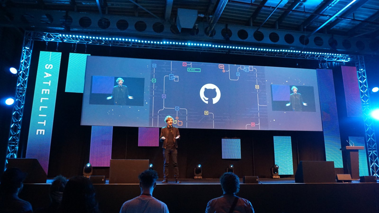 Comment GitHub contribue à l'essor du développement en open source - Numerama