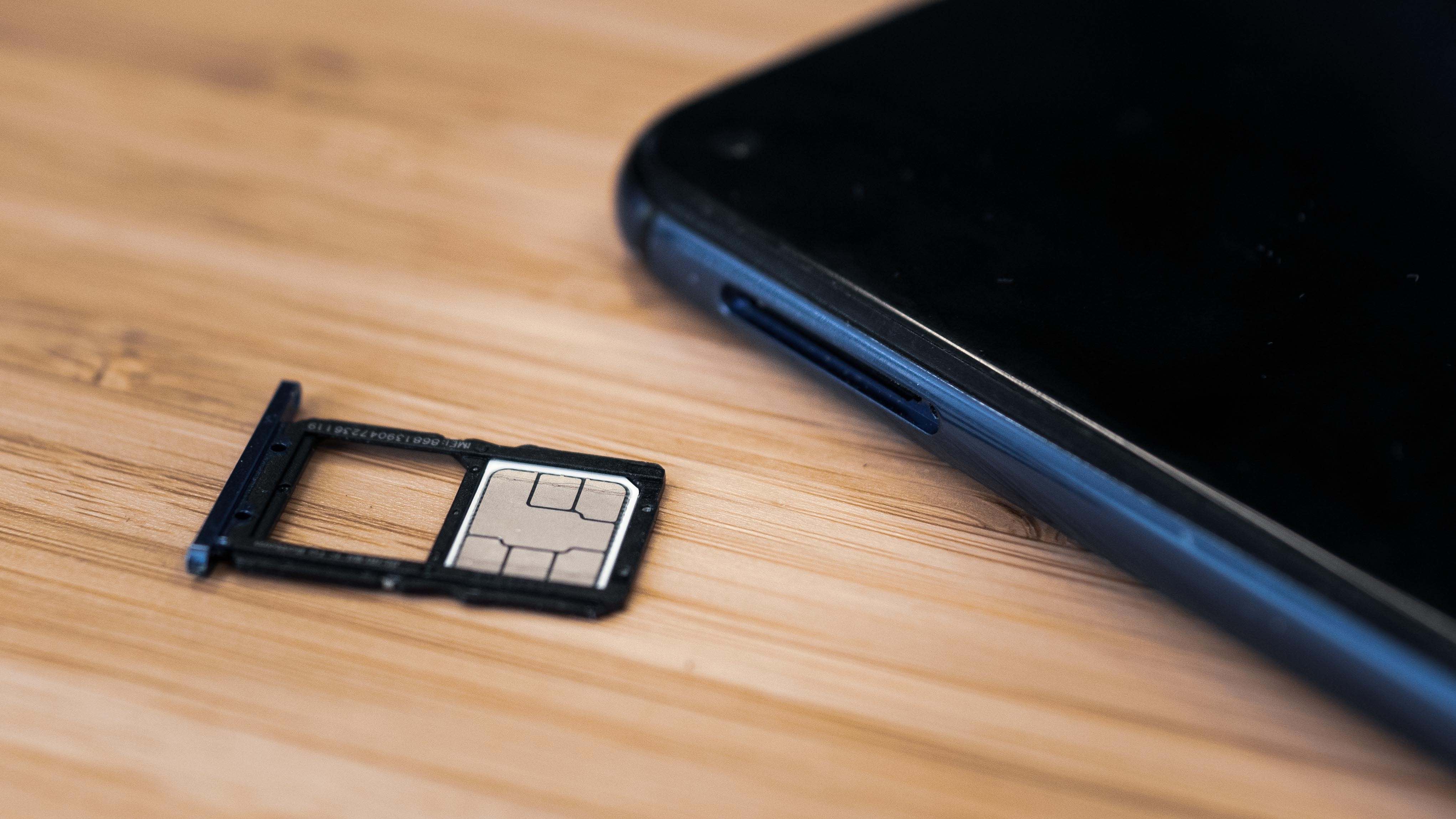 Mini, micro, nano : pourquoi les cartes SIM ont-elles différentes ...