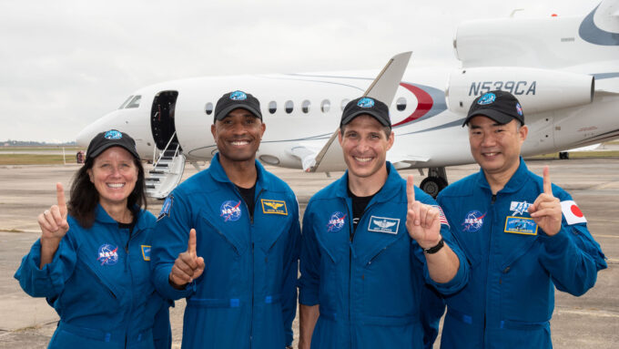 Crew-1 : suivez le retour sur Terre de la première mission habitée ...