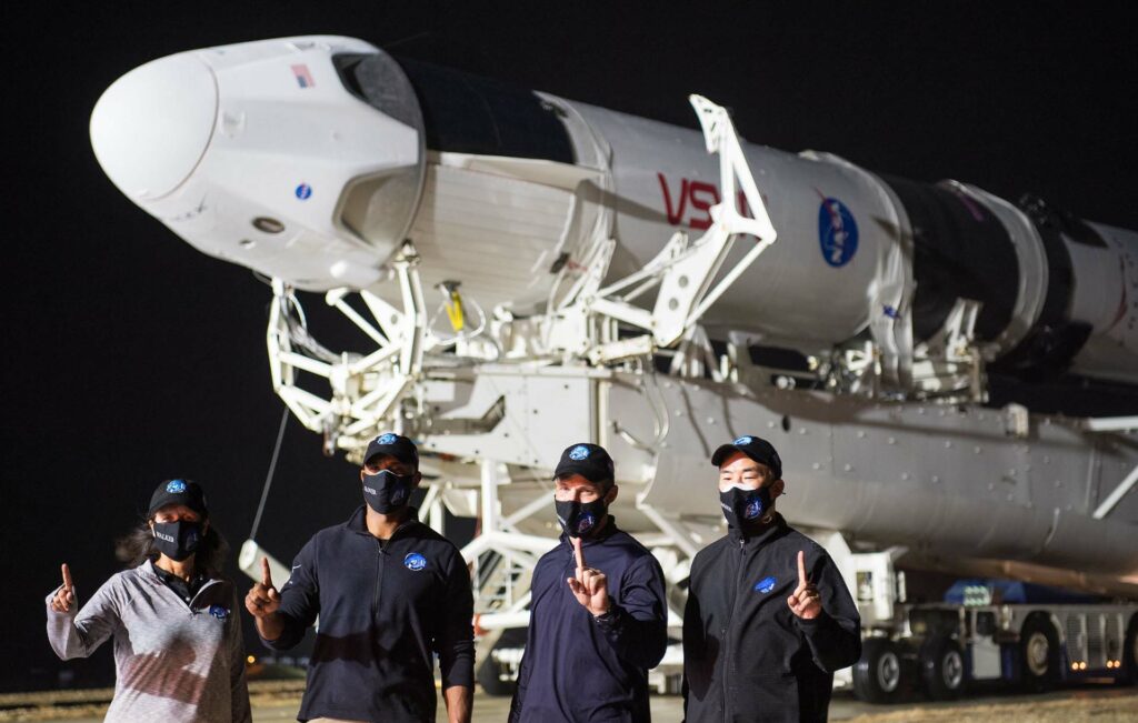 Spacex « Go De La Nasa Pour Le Départ De Quatre Astronautes Vers L