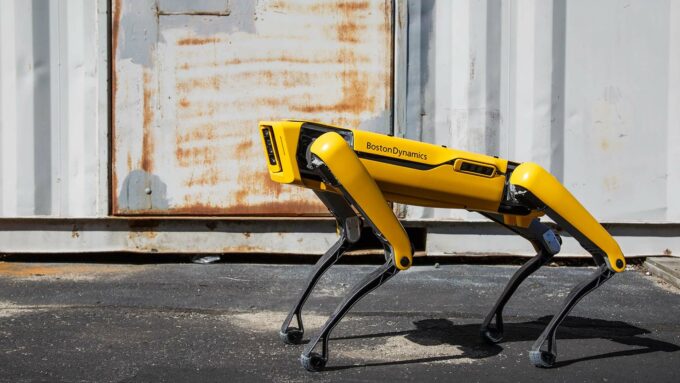 Découvrez Forpheus, le robot champion de ping pong - Numerama