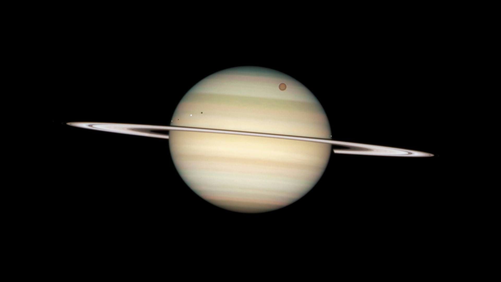 Pourquoi Saturne Est Elle En Train De Basculer Numerama