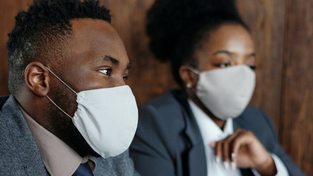 Coronavirus : pourquoi les masques médicaux ont-ils une date de ...