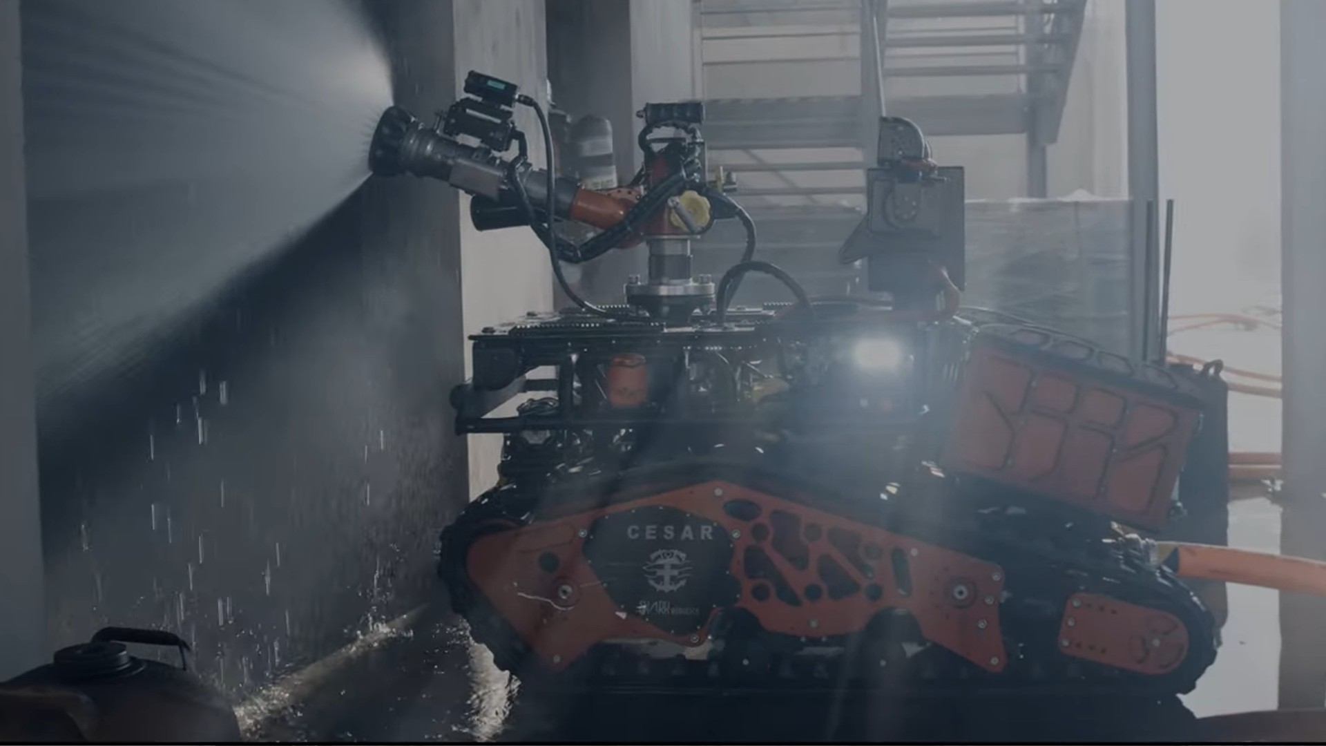 Les secrets de Colossus, le robot-pompier qui a affronté l'incendie de ...