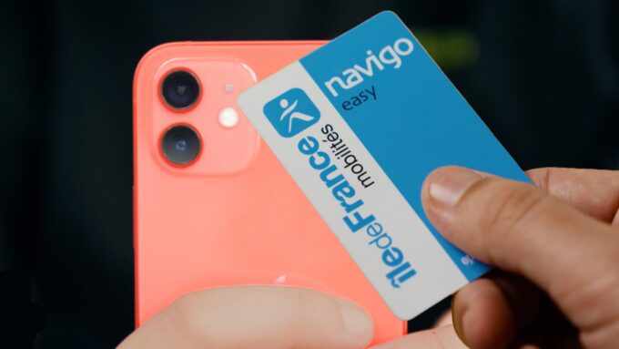 Passe Navigo : comment obtenir le remboursement ? - Numerama