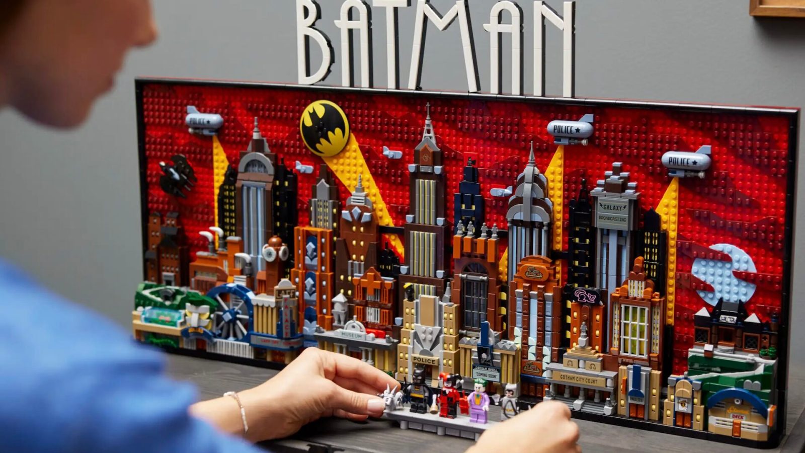 Ce tableau Lego Batman adapté de la série animée culte est truffé d ...