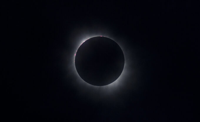 Voici les photos les plus inoubliables de l'éclipse solaire totale du 8 ...