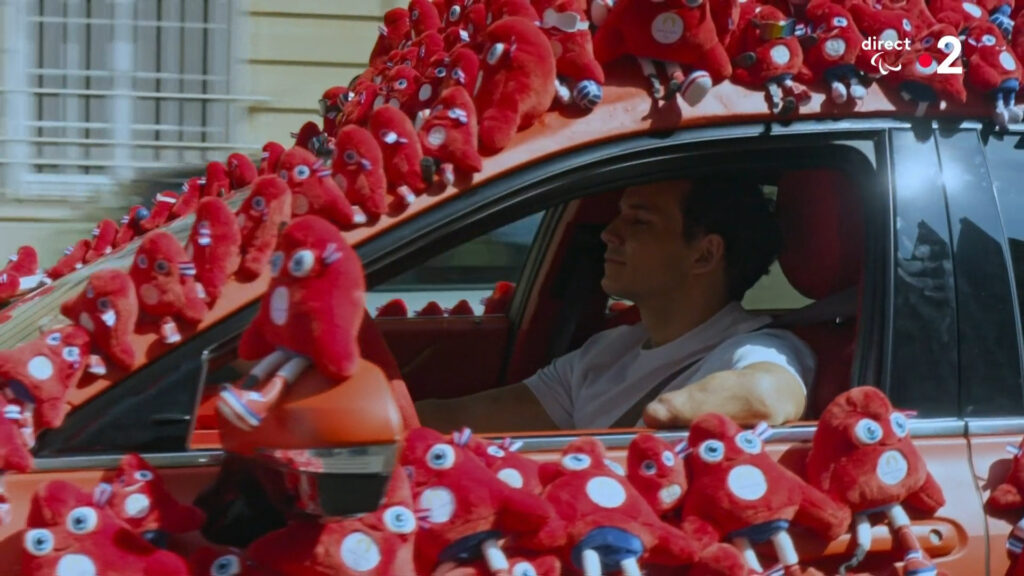 Qu’est-ce qui se cache derrière la voiture Phryge de la cérémonie des ...