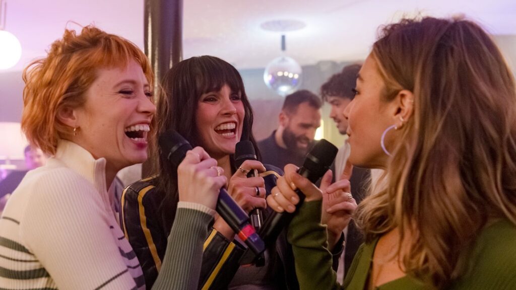 Cat's Eyes : TF1 va chambouler la diffusion face au succès de la série - Numerama