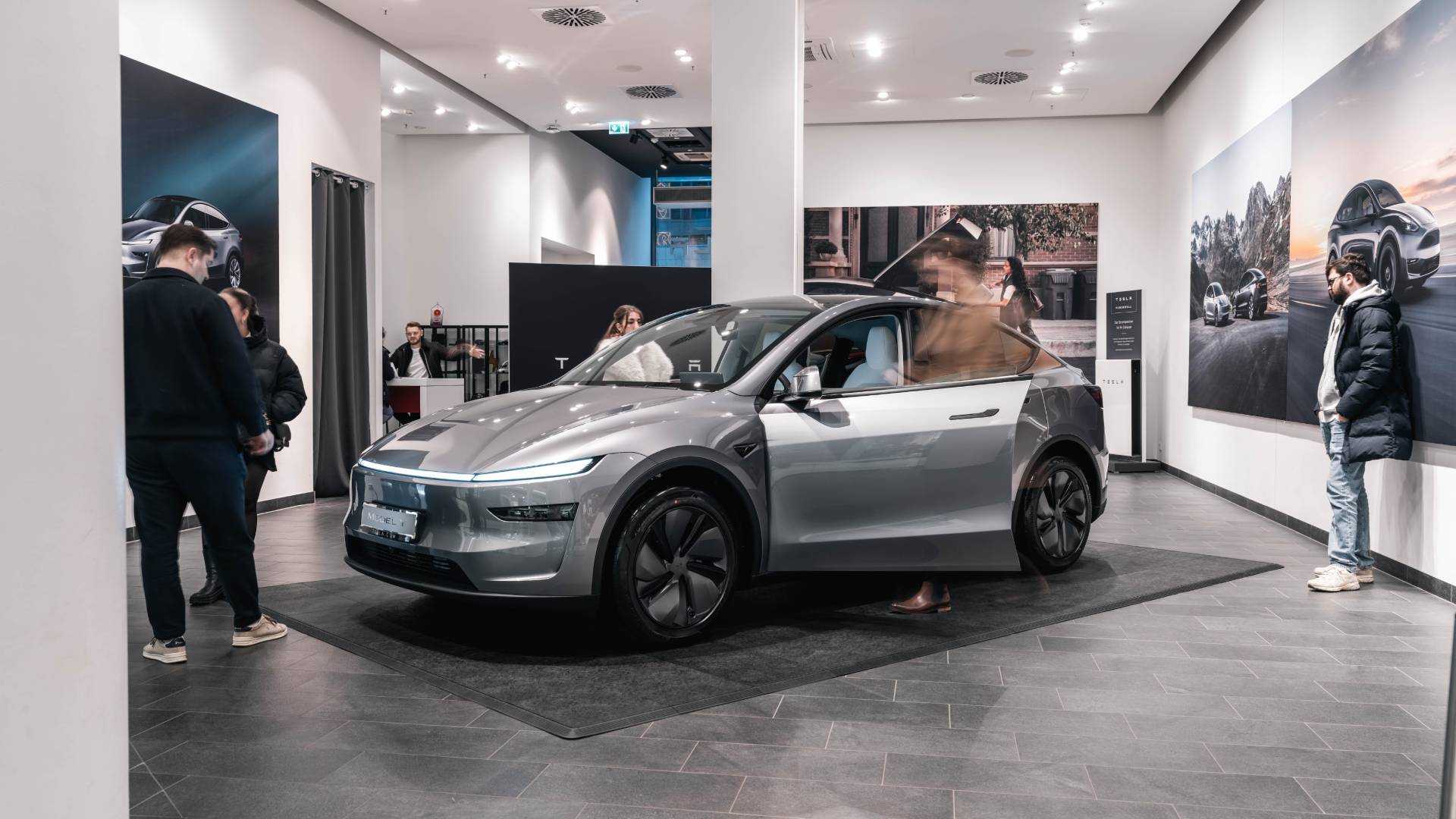 Le nouveau Tesla Model Y face à la concurrence : quelle est la ...