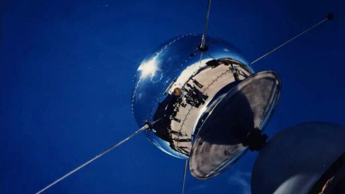 L'explosion du satellite Intelsat fabriqué par Boeing a empiré - Numerama