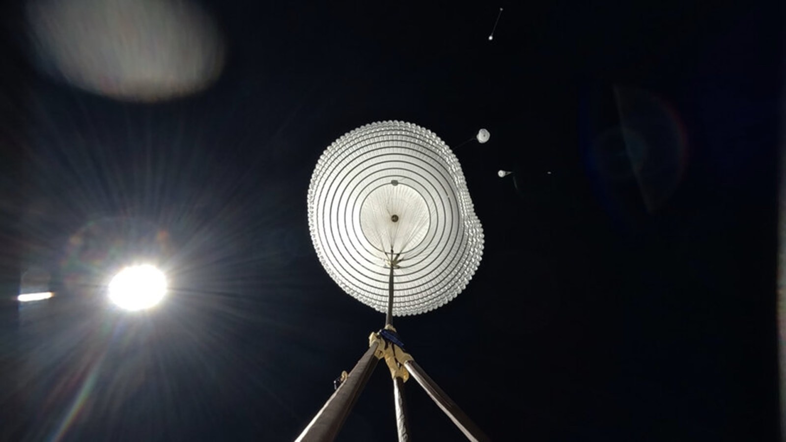 ExoMars : le test de parachute géant bat un record et relance l’espoir ...