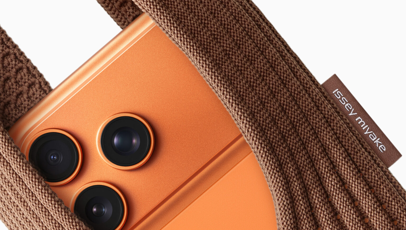 L'iPhone Pocket, le dernier produit insolite d'Apple, est déjà victime ...